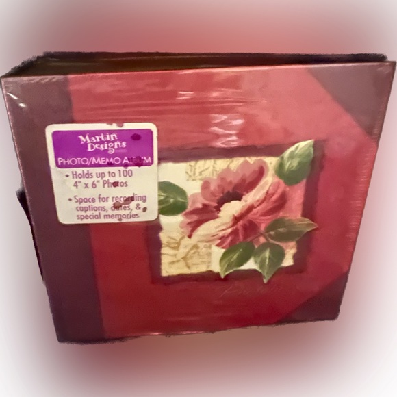 Accents | Martin Designs Photomemo Album | Poshmark